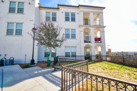 Las Mansiones at Cimarron | Apartments in El Paso, TX | (915) 704-1776